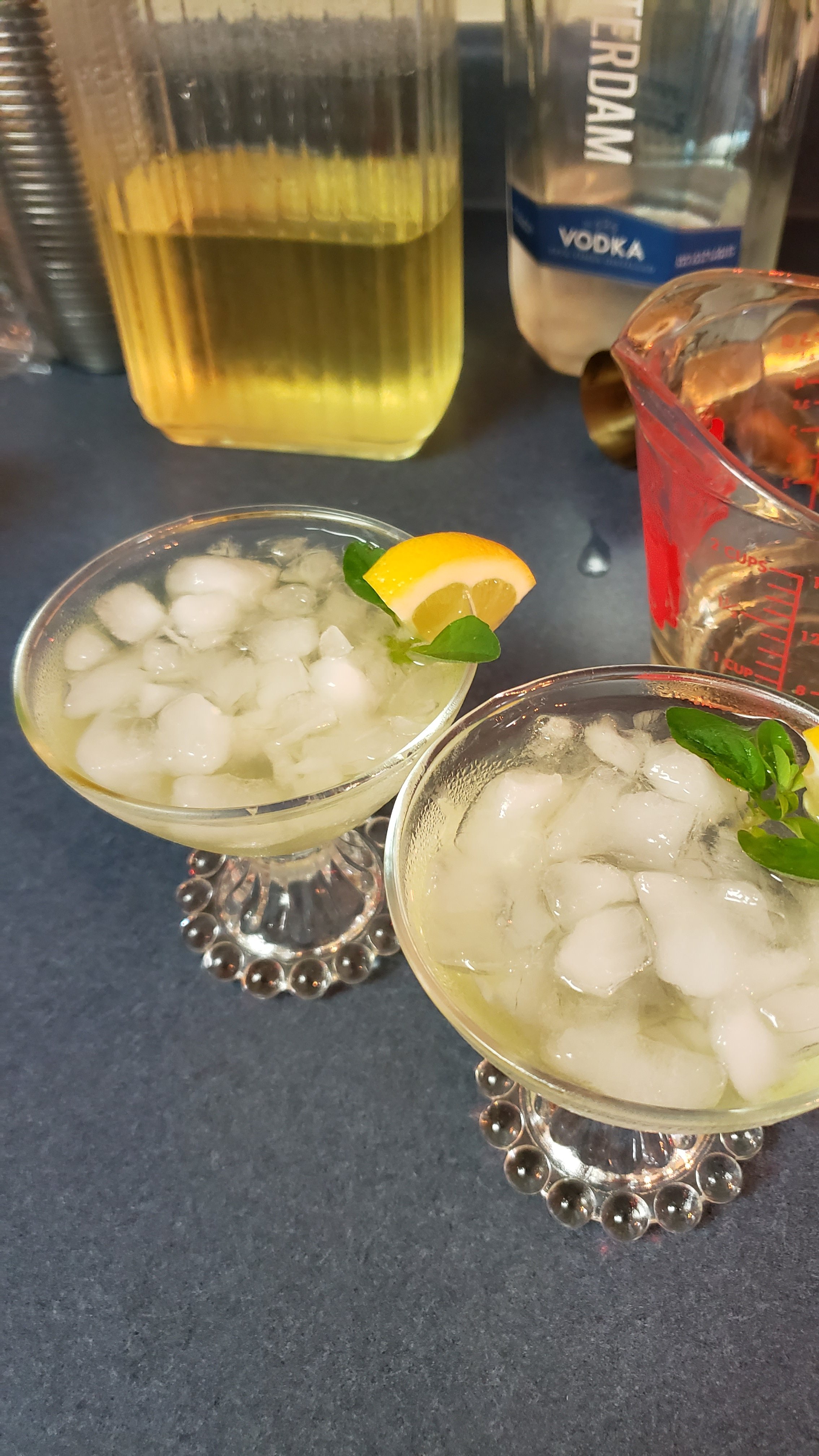 Oregano & Lemon Cocktail